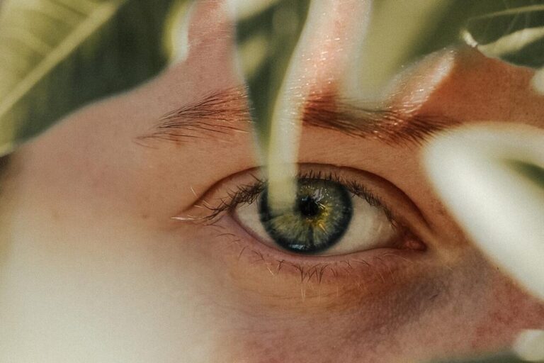 8 Primary Emotions (and How To Identify Them)